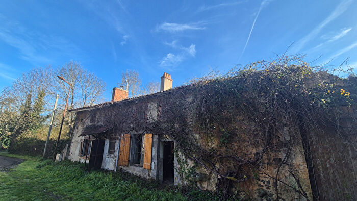Maison à vendre - Bussière-Poitevine - 4 pièces - 2 chambres