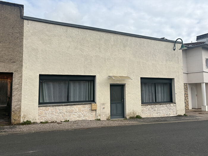 Maison à vendre - Puy-lévêque - 3 pièces - 2 chambres