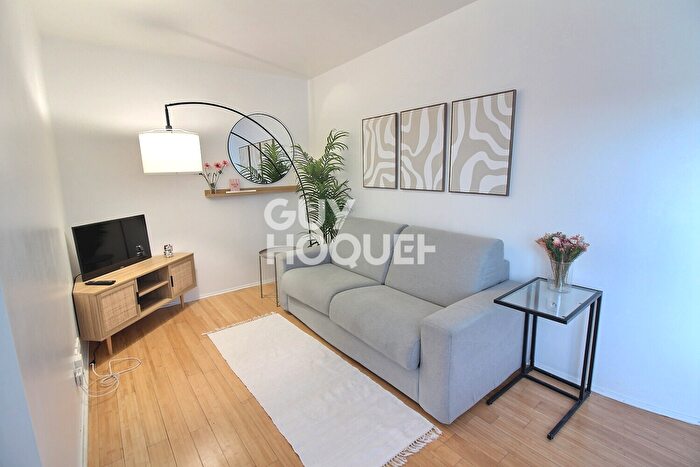 Appartement à louer - Villejuif, Centre-ville - 2 pièces - 1 chambre