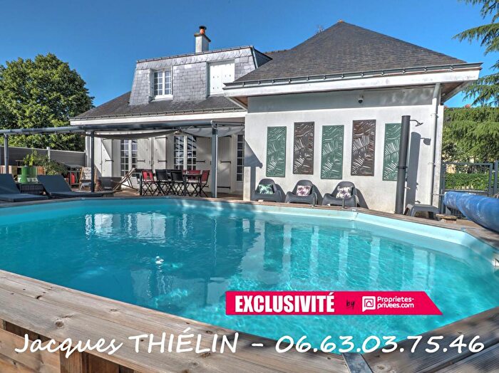 Maison 6 pièces à vendre à Longué, Longué-Jumelles