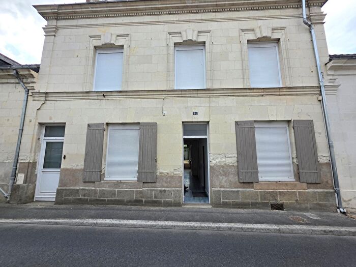 Vernoil-le-Fourrier : Maison 7 pièces à vendre