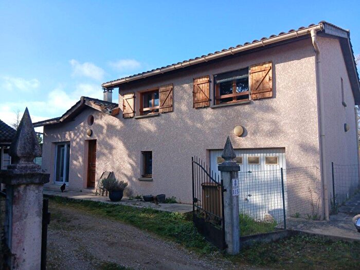 Maison à louer - Saint-Romain-de-Jalionas - 1 pièce - 1 chambre