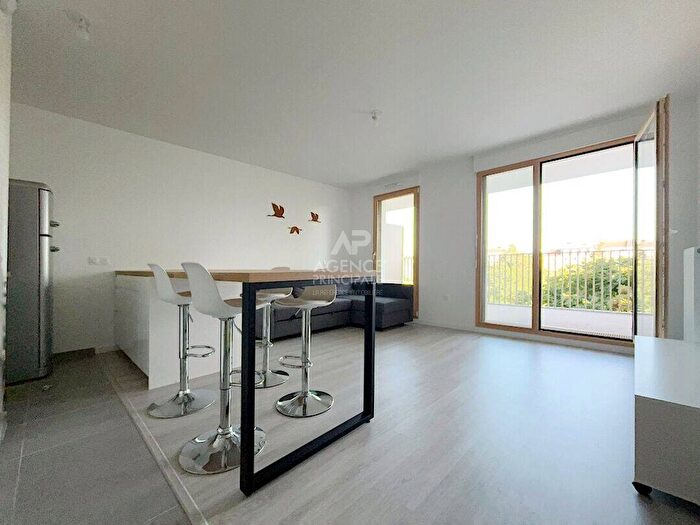 Appartement à louer - ZAC Saint Sebastien, Poissy - 3 pièces - 2 chambres