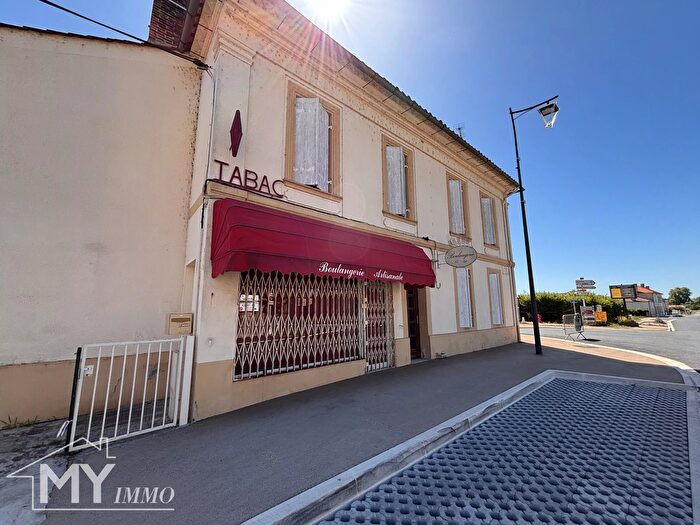 Saint-Pey-de-Castets : Maison 8 pièces à vendre