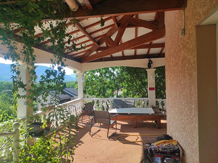 Maison 5 pièces à Lagnieu, à vendre