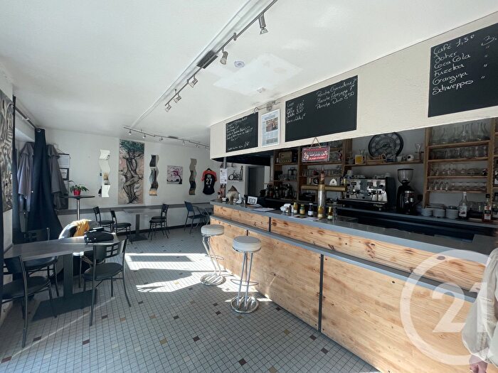 Maison à vendre - La Châtre - 9 pièces - 3 chambres