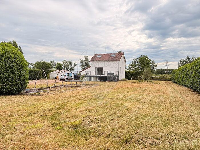Maison 4 pièces à Saint-Léger-le-Petit, à vendre