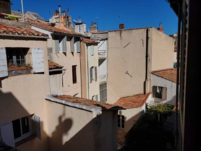 Appartement 3 pièces à Saint Mitre les Granettes Pey Blanc, Aix-en-Provence, à louer