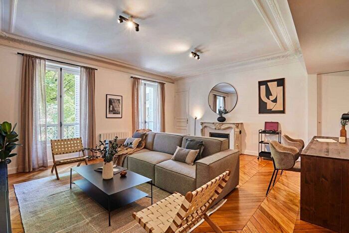 Appartement 3 pièces à louer à Elysées-Madeleine, Paris 8ème arrondissement