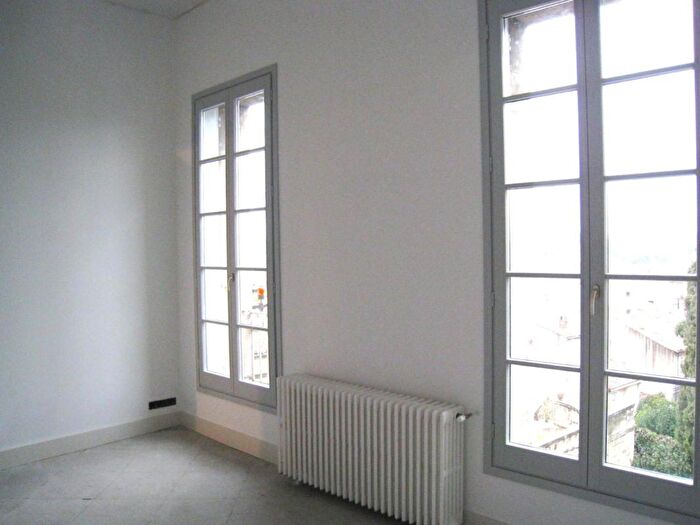 Appartement 4 pièces à Montpellier, Les Beaux Arts, à louer