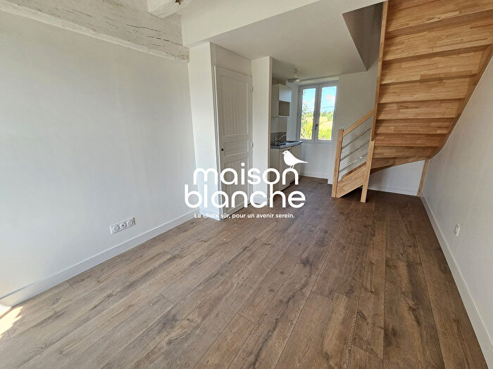 Appartement à louer - Beaucouzé - 2 pièces - 1 chambre