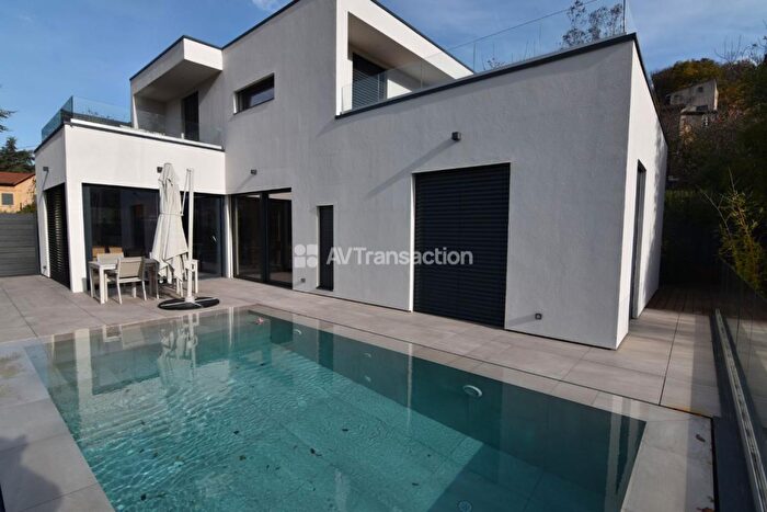 Maison à vendre - Saint-Cyr-au-Mont-dOr - 8 pièces - 5 chambres