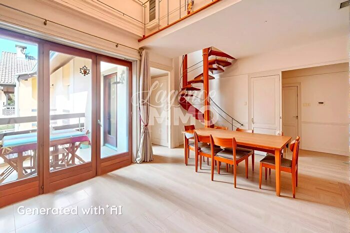 Appartement à vendre - Saint-Jorioz - 5 pièces - 4 chambres