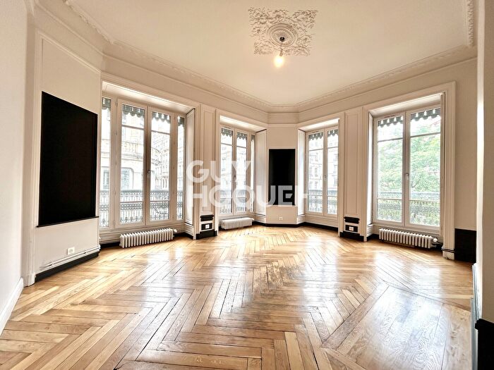 Lyon 2ème, Cordeliers Bellecour : Appartement 4 pièces à louer