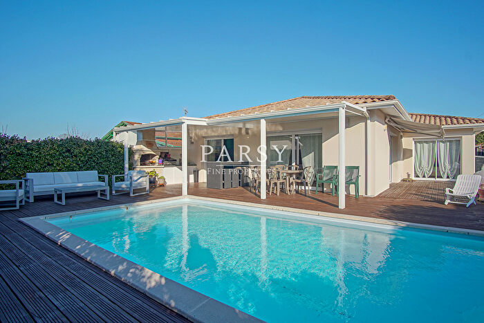 Maison à vendre - Gujan-Mestras, Centre-ville - 4 pièces - 3 chambres