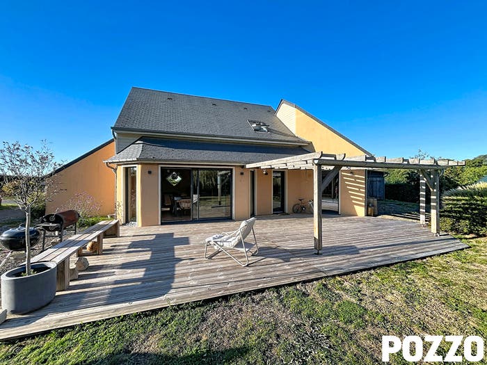 Maison 7 pièces à vendre - Isigny-le-Buat
