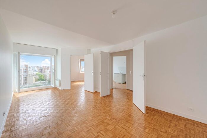 Appartement 2 pièces à vendre à La Garenne-Colombes, Centre Nord, Gare, Mairie