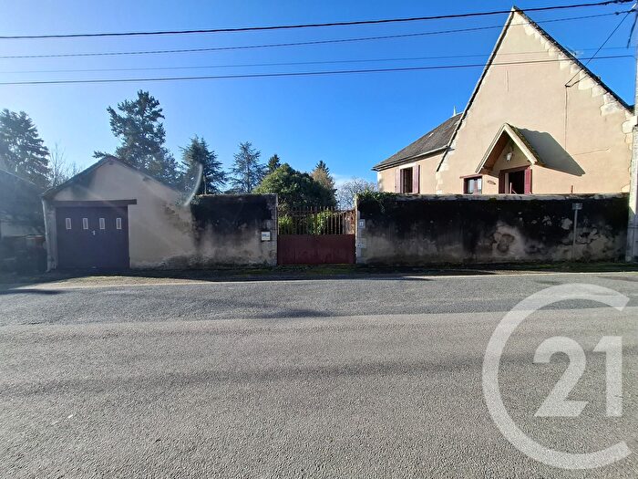 Maison à vendre - Ruffec - 4 pièces - 3 chambres
