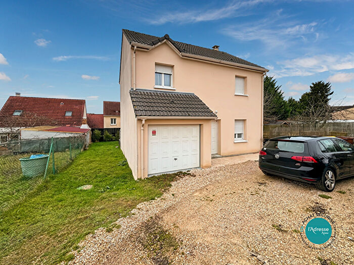 Maison à vendre - Corbeil-Essonnes, Moulin Galant - 4 pièces - 3 chambres