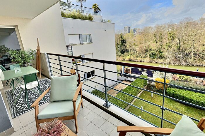 Appartement à vendre - Issy-les-Moulineaux, Les Iles, La Ferme - 4 pièces - 2 chambres