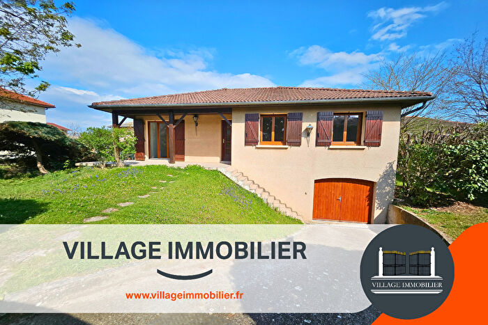 Maison à vendre - Saint-Priest, Revaison - 4 pièces - 3 chambres