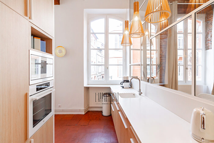 Appartement à louer - Toulouse, Capitole - 3 pièces - 2 chambres