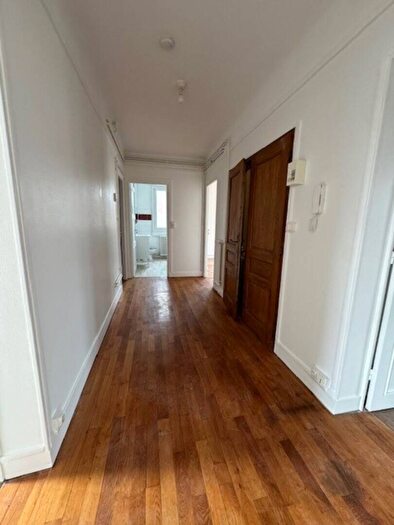 Appartement à louer - Centre Ville, Beauvais - 4 pièces - 2 chambres