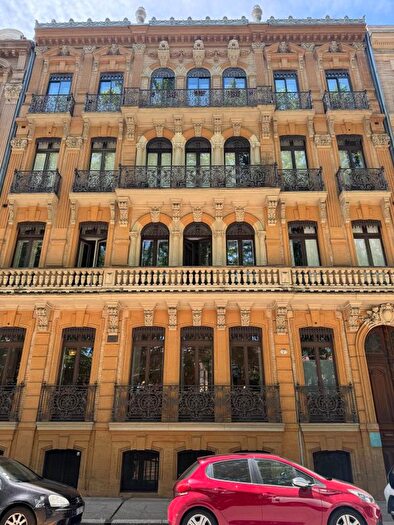 Toulouse, Saint-Etienne : Appartement 2 pièces à vendre