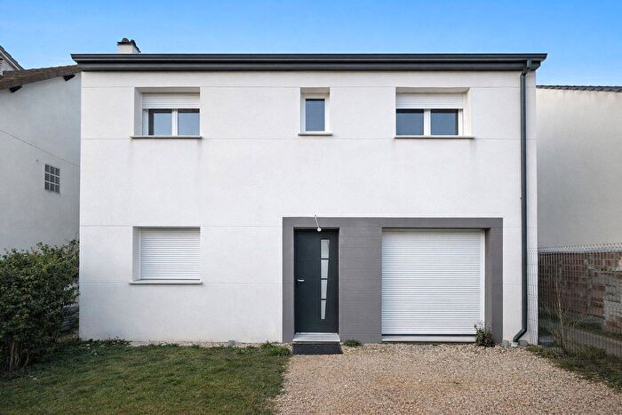 Maison à louer - Le Bois de Gaumont, Villiers-sur-Marne - 5 pièces - 4 chambres