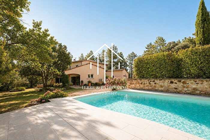 Aubenas, Les Oliviers, Combegayre, Glacière : Maison 7 pièces à vendre