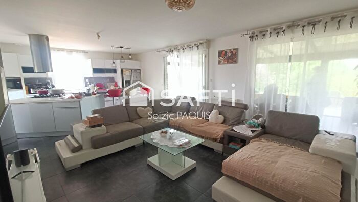 Maison à vendre - La Ferté-sous-Jouarre - 6 pièces - 4 chambres