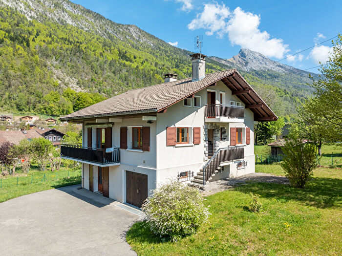 Thônes - Maison 7 pièces à vendre