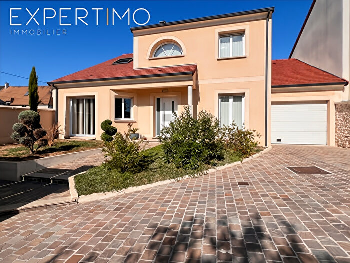 Maison 6 pièces à vendre à Leuville-sur-Orge