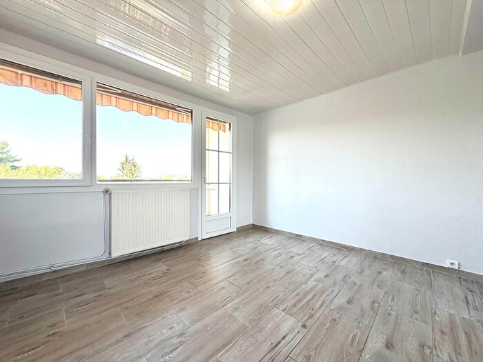 Appartement 4 pièces à Fresnes, Centre-ville, à vendre