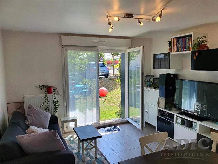 Appartement à louer - Dammartin-en-Goële - 2 pièces - 1 chambre