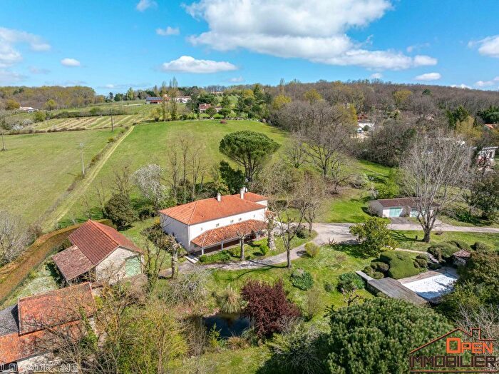Maison à vendre - Lédat - 7 pièces - 5 chambres
