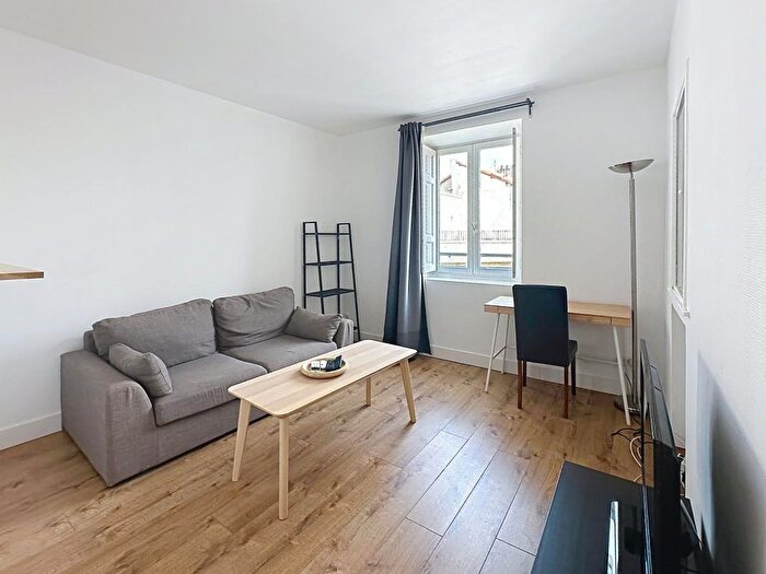 Appartement 1 pièce à Avignon, Palais des Papes, Zone Piétonne, à louer