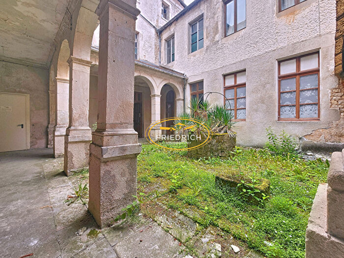 Maison à vendre - Saint-Mihiel - 16 pièces - 3 chambres