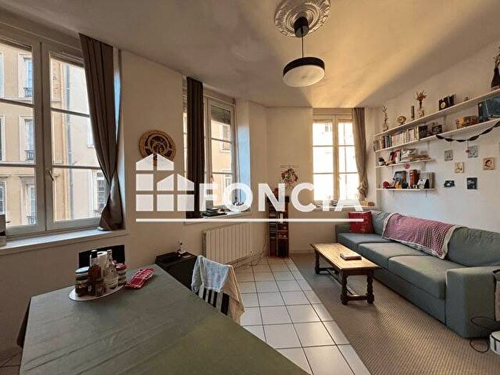 Appartement à louer - Pentes de la croix-rousse, Lyon er arrondissement - 2 pièces - 1 chambre