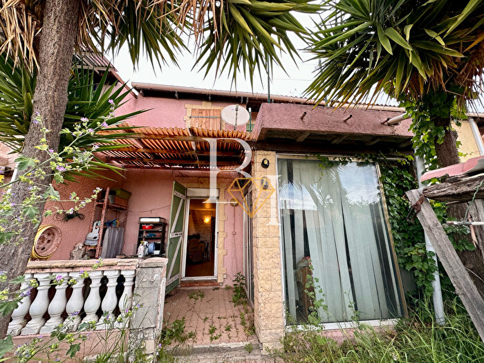 Carros - Maison 4 pièces à vendre