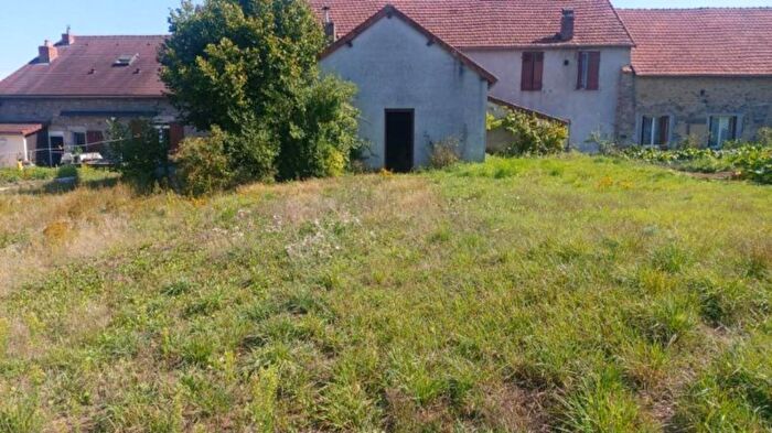 Maison à vendre - Auxy - 13 pièces - 7 chambres