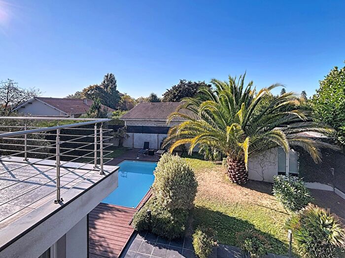Maison à vendre - Eysines, Le Vigean - 6 pièces - 4 chambres