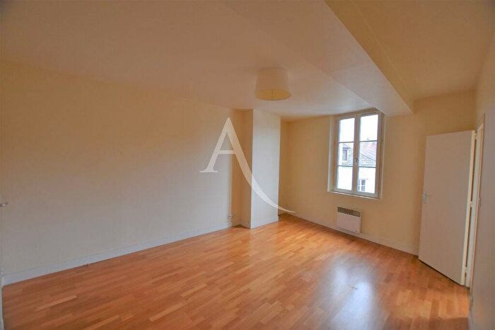 Appartement à louer - Magny-en-Vexin - 3 pièces - 2 chambres