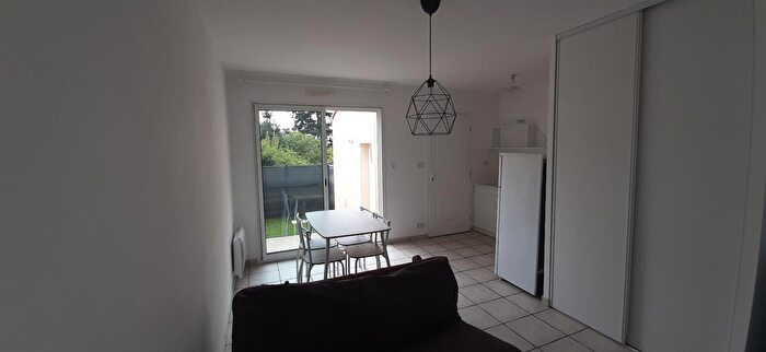 Maison à louer - Pouzauges - 2 pièces - 1 chambre