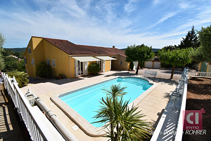 Sainte-Anastasie-sur-Issole - Maison 5 pièces à vendre