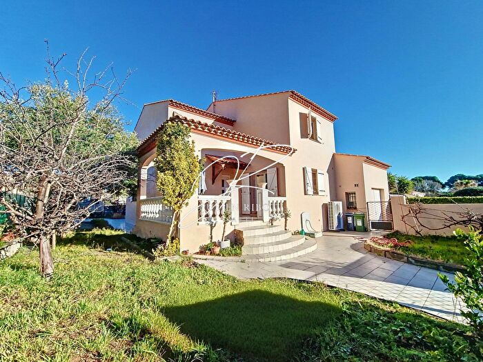 Maison 8 pièces à vendre à Béziers, Crouzette, Montimas, Montimaran