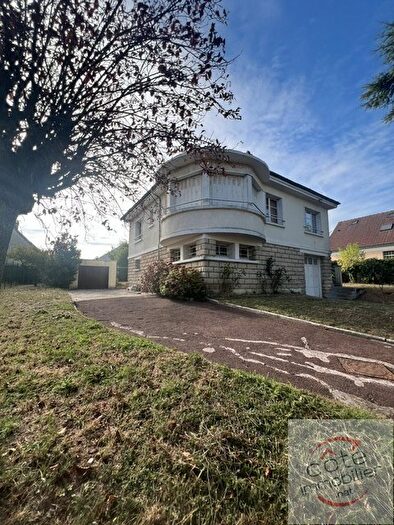 Maison 5 pièces à vendre à Les Granges-le-Roi