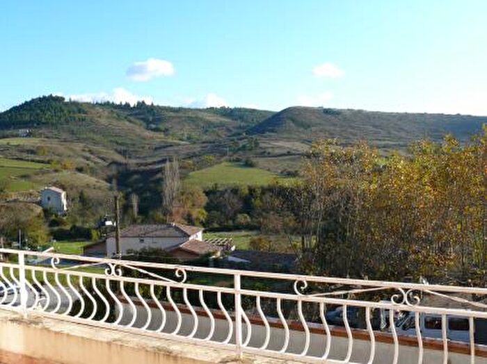 Appartement à louer - Villeneuve-de-Berg - 3 pièces - 2 chambres