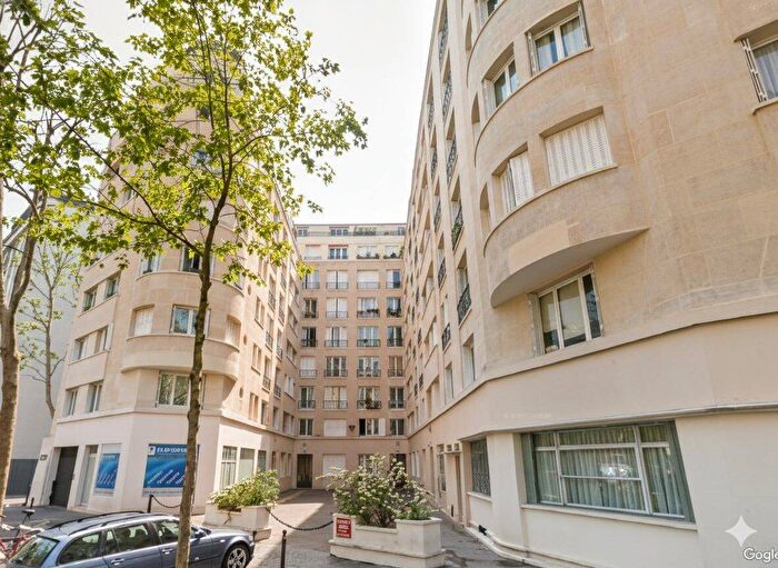 Appartement à louer - Paris ème arrondissement - 3 pièces - 2 chambres