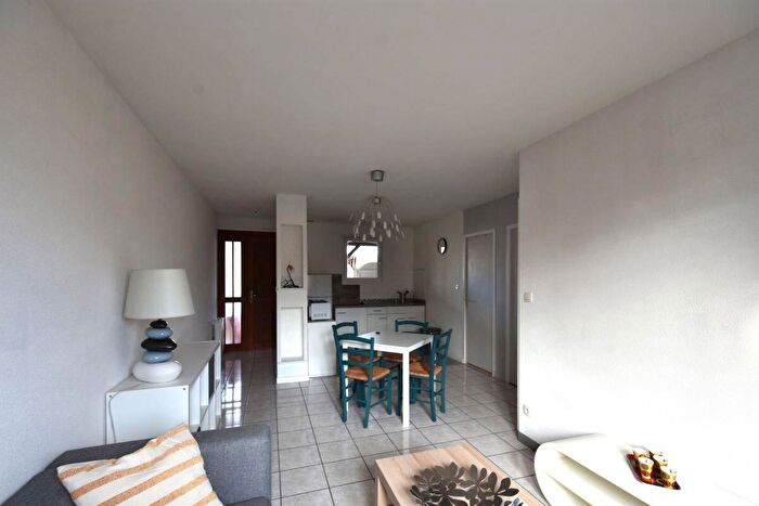 Girouette-Murgerets, Mâcon : Appartement 2 pièces à louer